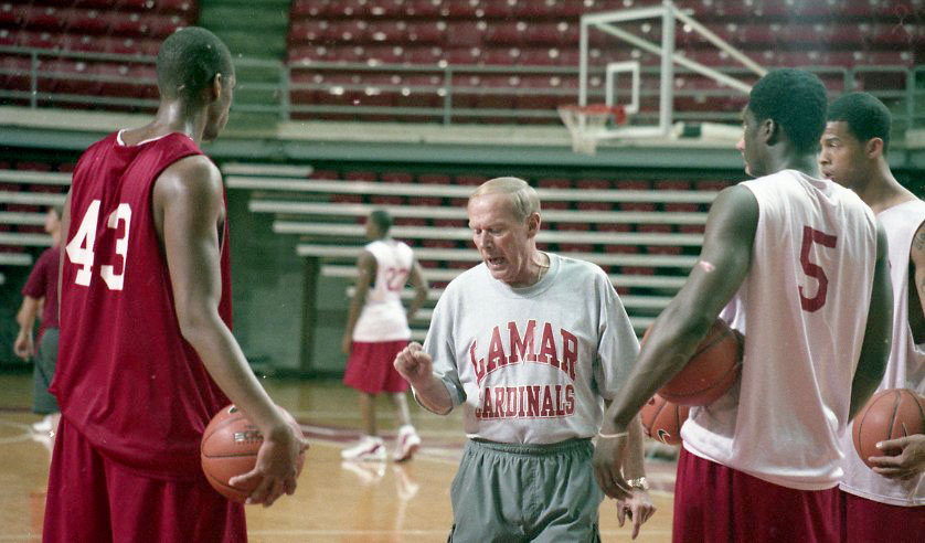 Billy Tubbs, iconic LU basketball coach, dies at 85